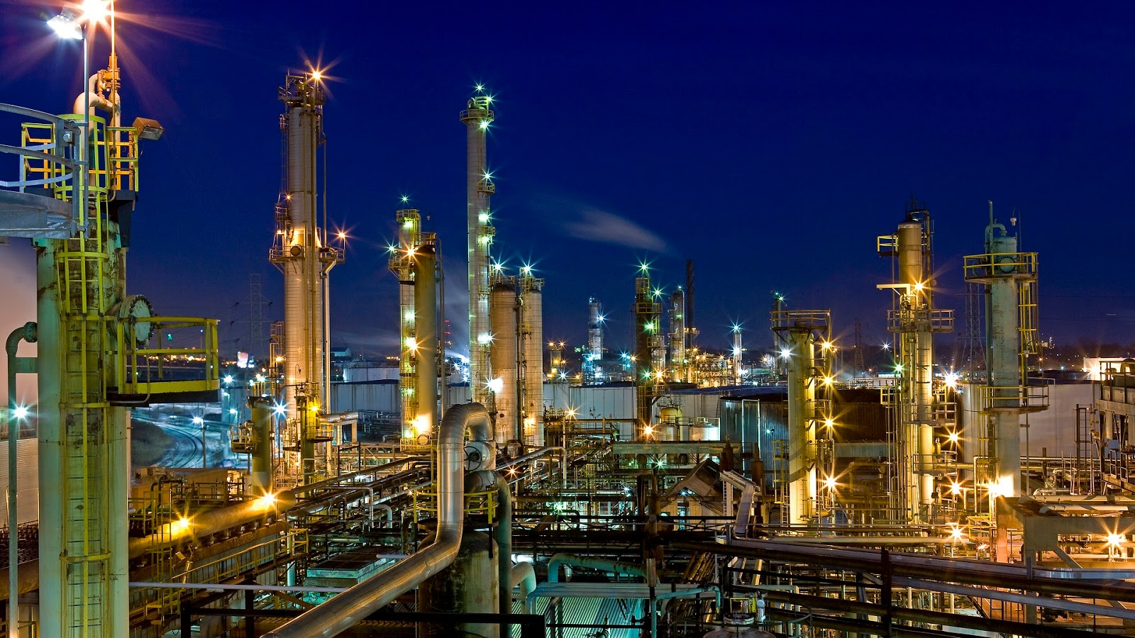 Indústria Petroquímica O Que Produz - LIBRAIN